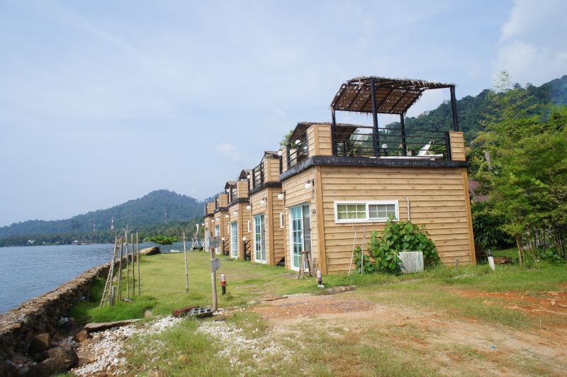 Tourist Guide to Bailan Beach, Koh Chang Updated October 2018